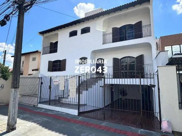 Casa / Sobrado para Locação em Londrina/PR Vila Fujita 3 Quartos