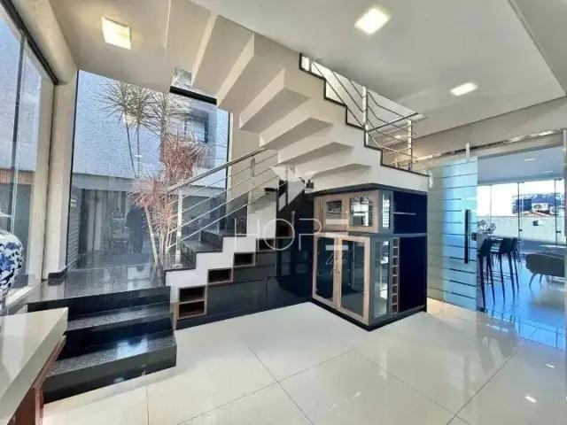 Casa / Sobrado para Locação em Londrina/PR Vivendas do Arvoredo 5 Quartos