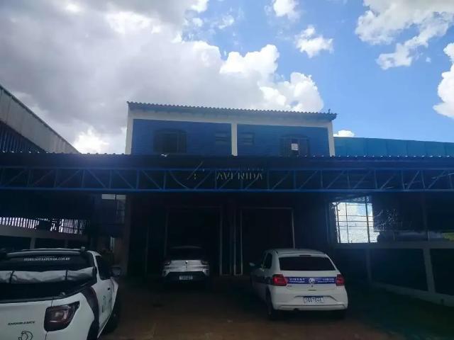 Casa / Sobrado para Locação em Londrina/PR Yara 8 Quartos