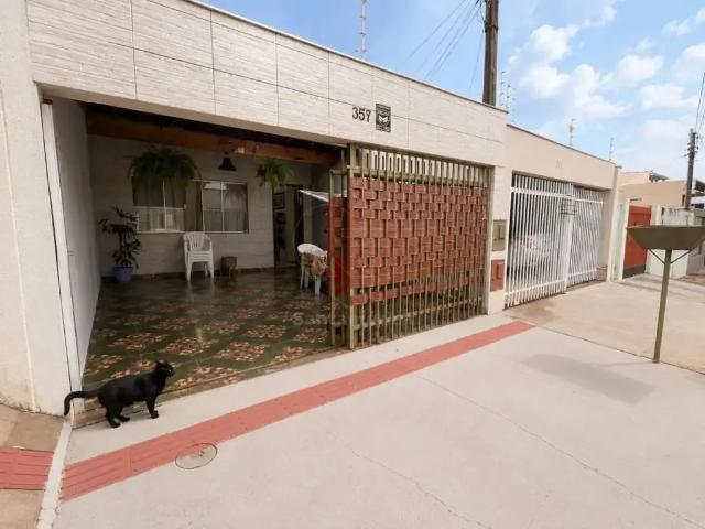 Casa / Sobrado para Locação em Londrina/PR Alto da Boa Vista 2 Quartos
