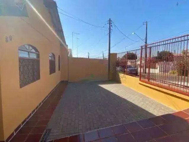 Casa / Sobrado para Locação em Londrina/PR Assis 2 Quartos