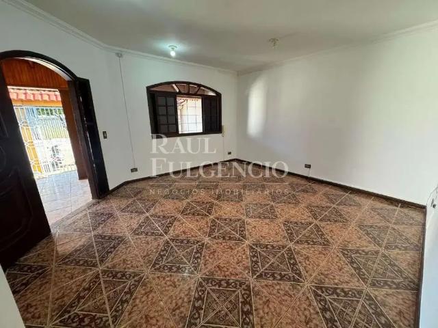 Casa / Sobrado para Locação em Londrina/PR Bancários 2 Quartos