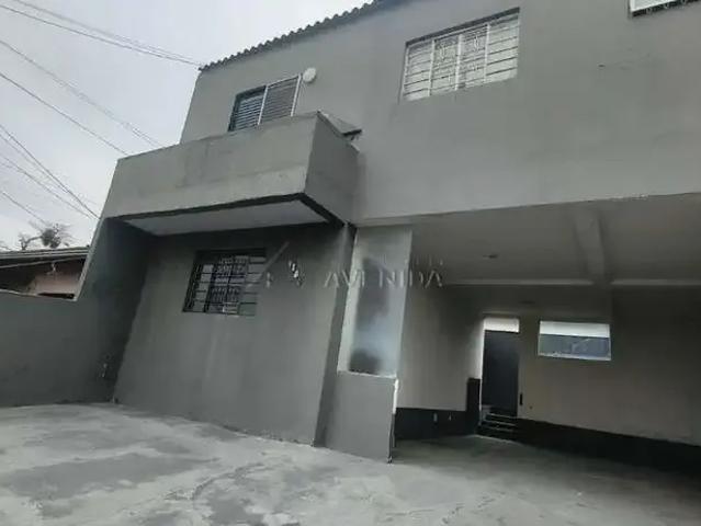 Casa / Sobrado para Locação em Londrina/PR Bandeirantes 3 Quartos