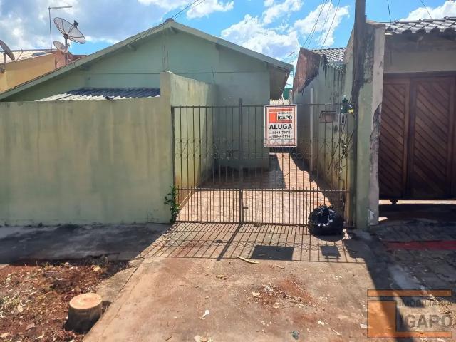 Casa / Sobrado para Locação em Londrina/PR Cafezal 1 Quartos