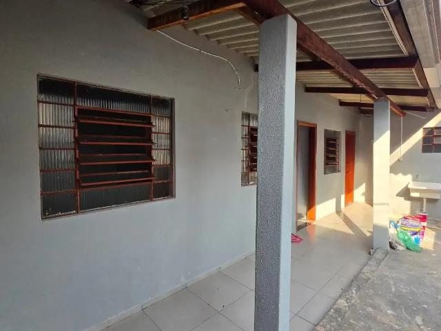 Casa / Sobrado para Locação em Londrina/PR Castelo 1 Quartos