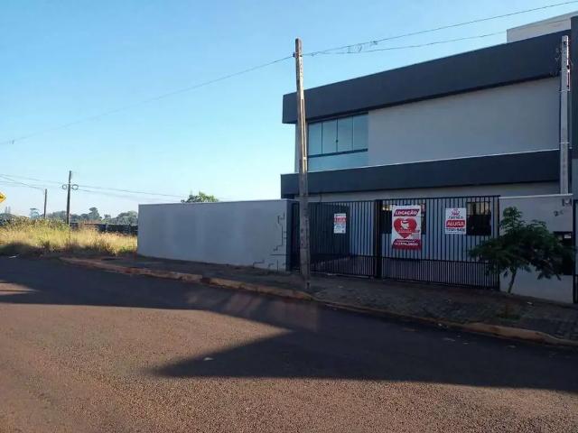 Casa / Sobrado para Locação em Londrina/PR Colúmbia 2 Quartos