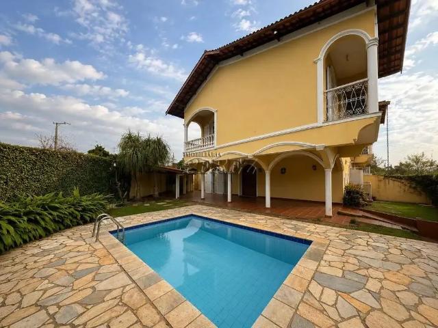 Casa / Sobrado para Locação em Londrina/PR Dom Pedro I 6 Quartos
