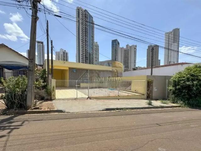 Casa / Sobrado para Locação em Londrina/PR Guanabara 4 Quartos