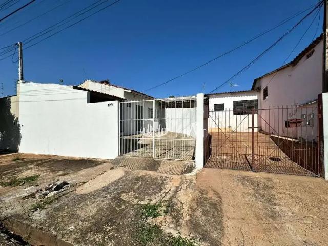 Casa / Sobrado para Locação em Londrina/PR Igapó 2 Quartos