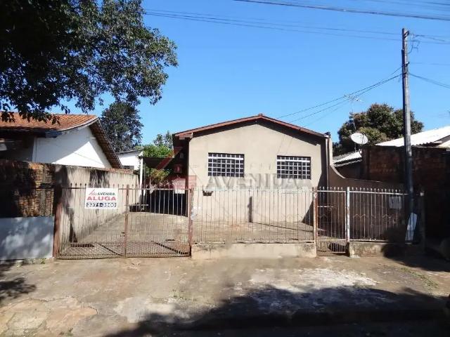 Casa / Sobrado para Locação em Londrina/PR Interlagos 2 Quartos