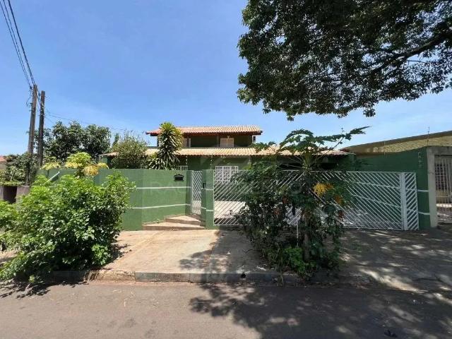 Casa / Sobrado para Locação em Londrina/PR Jardim Alvorada 4 Quartos