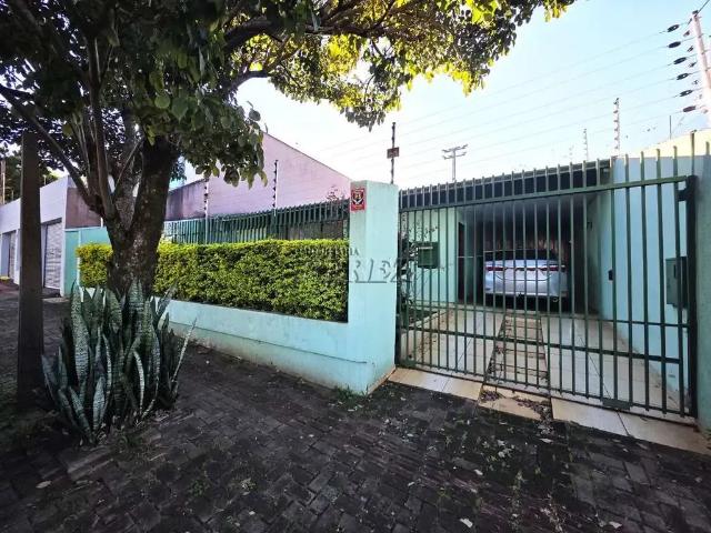 Casa / Sobrado para Locação em Londrina/PR Jardim Alvorada 5 Quartos