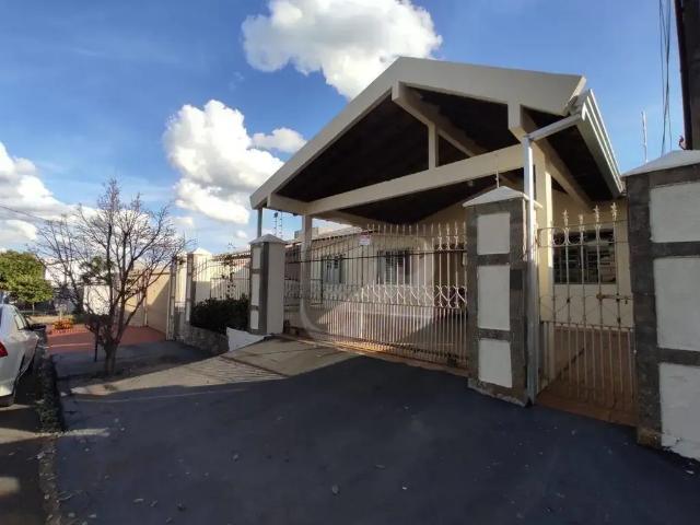Casa / Sobrado para Locação em Londrina/PR Jardim Alvorada 5 Quartos