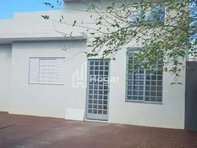 Casa / Sobrado para Locação em Londrina/PR Jardim Guararapes 3 Quartos