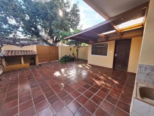 Casa / Sobrado para Locação em Londrina/PR Jardim Flórida 2 Quartos