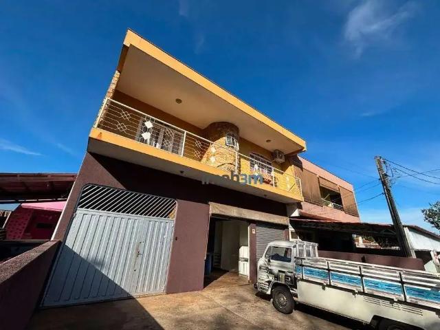 Casa / Sobrado para Locação em Londrina/PR Jardim Imagawa 4 Quartos