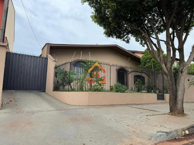 Casa / Sobrado para Locação em Londrina/PR Jardim Shangri la 3 Quartos