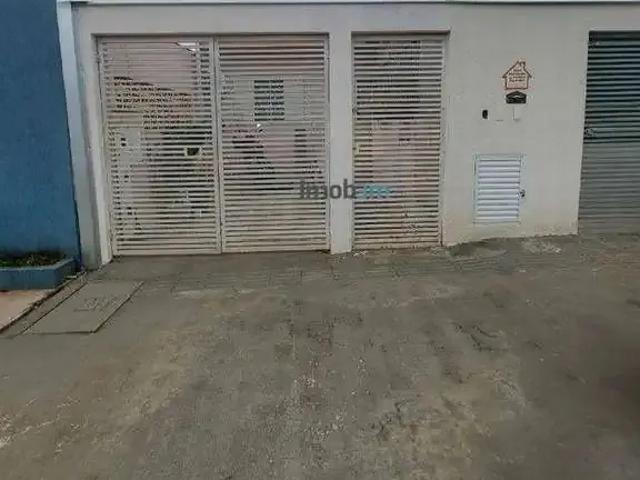 Casa / Sobrado para Locação em Londrina/PR Jardim Presidente 3 Quartos