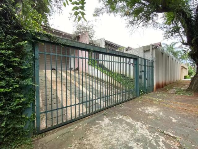 Casa / Sobrado para Locação em Londrina/PR Kennedy 3 Quartos