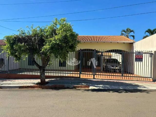 Casa / Sobrado para Locação em Londrina/PR Monte Belo 3 Quartos