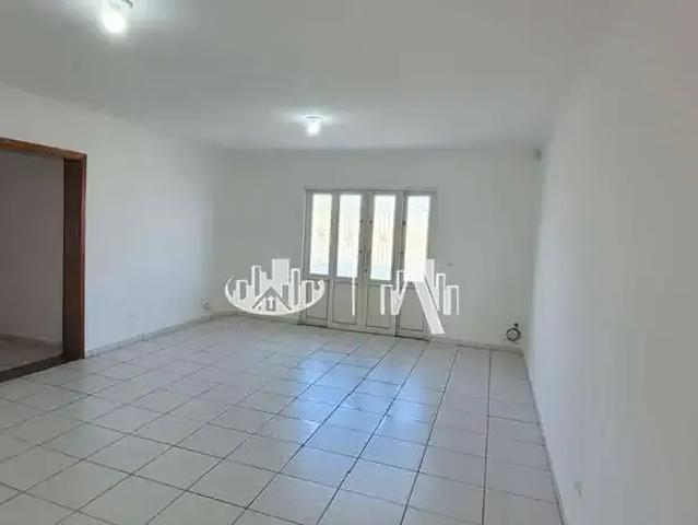 Casa / Sobrado para Locação em Londrina/PR Monte Carlo 2 Quartos