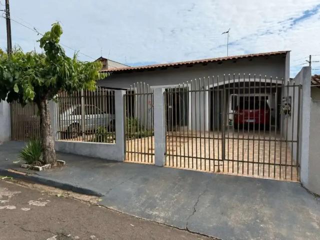 Casa / Sobrado para Locação em Londrina/PR Ricardo 3 Quartos