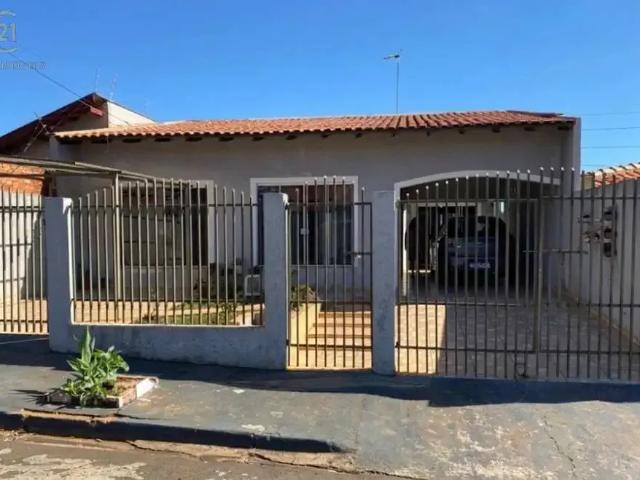 Casa / Sobrado para Locação em Londrina/PR Ricardo 3 Quartos