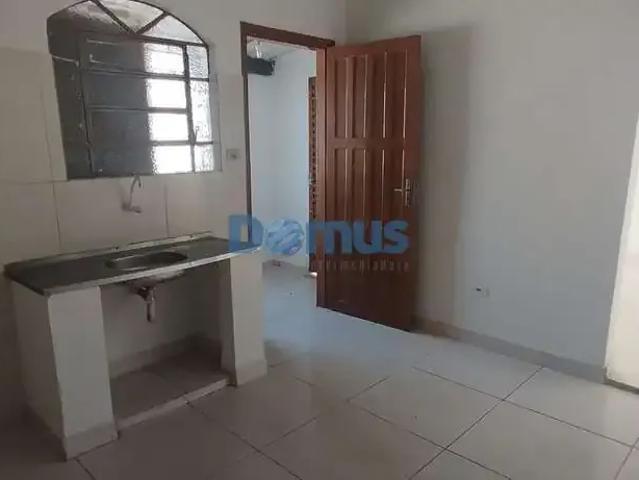 Casa / Sobrado para Locação em Londrina/PR Sabará I 1 Quartos