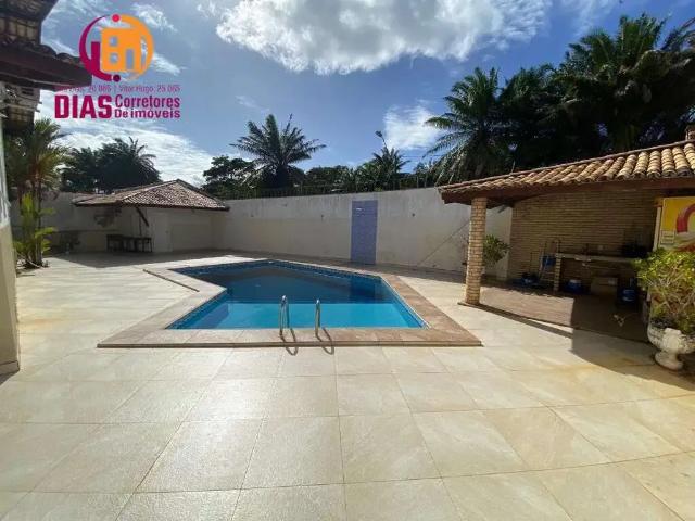 Casa / Sobrado para Locação em Lauro de Freitas/BA Buraquinho 4 Quartos