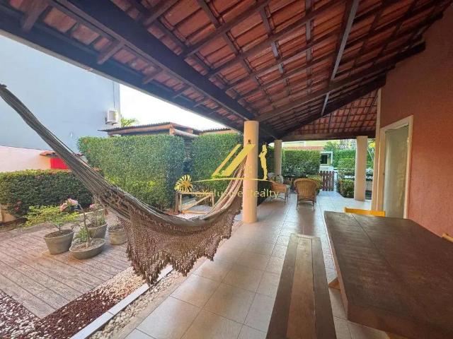 Casa / Sobrado para Locação em Lauro de Freitas/BA Buraquinho 4 Quartos