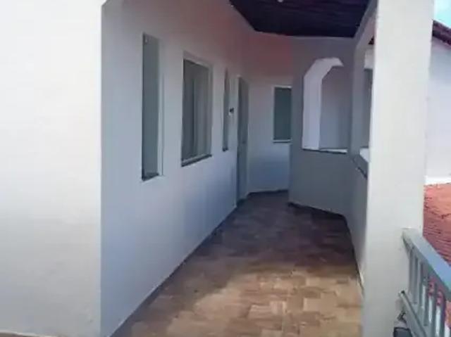 Casa / Sobrado para Locação em Lauro de Freitas/BA Centro 3 Quartos