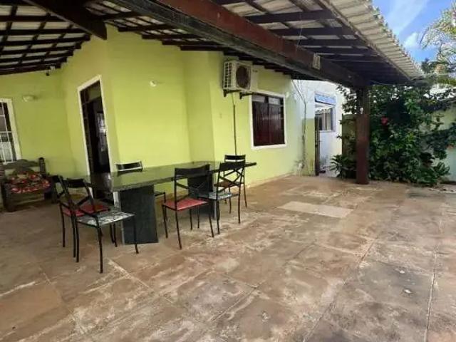 Casa / Sobrado para Locação em Lauro de Freitas/BA Vilas do Atlantico 4 Quartos