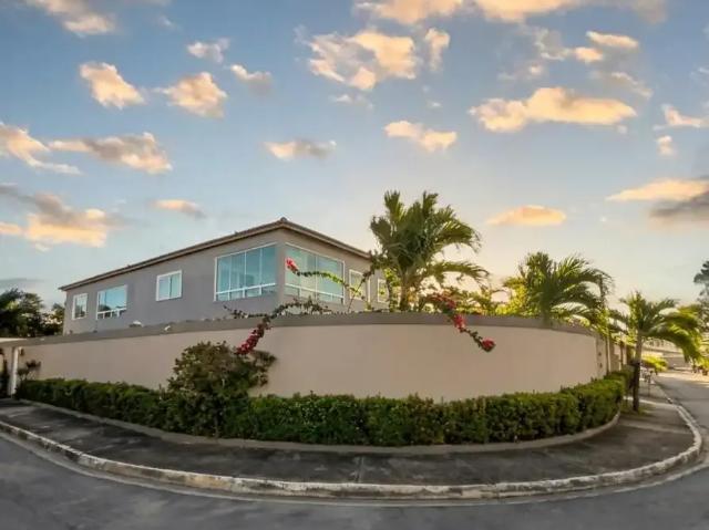 Casa / Sobrado para Locação em Lauro de Freitas/BA Vilas do Atlantico 3 Quartos