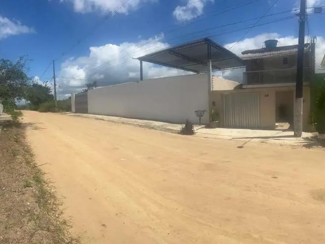 Casa / Sobrado para Locação em Lagoa do Carro/PE Centro 3 Quartos