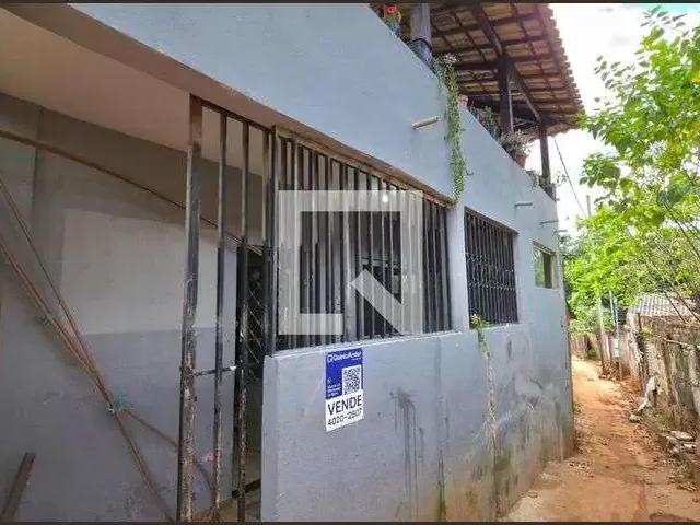 Casa / Sobrado para Locação em Lagoa Santa/MG Várzea 4 Quartos