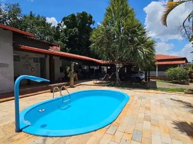 Casa / Sobrado para Locação em Lagoa Santa/MG Várzea 6 Quartos