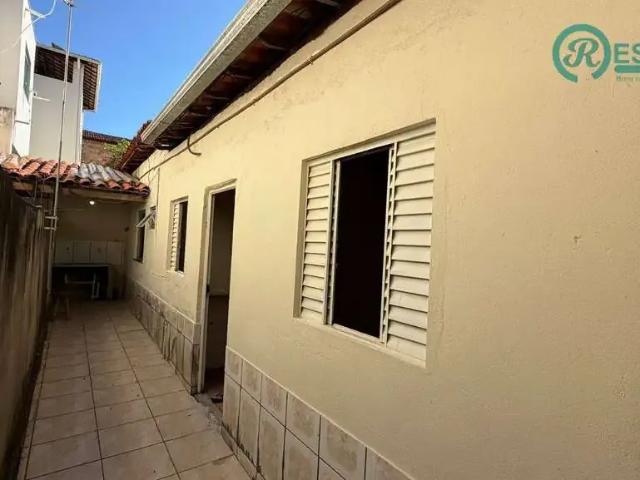 Casa / Sobrado para Locação em Lagoa Santa/MG Acácias 2 Quartos