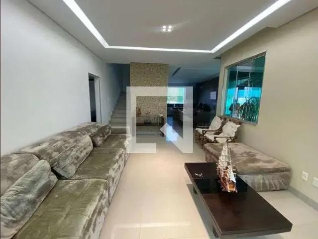 Casa / Sobrado para Locação em Lagoa Santa/MG Joá 5 Quartos