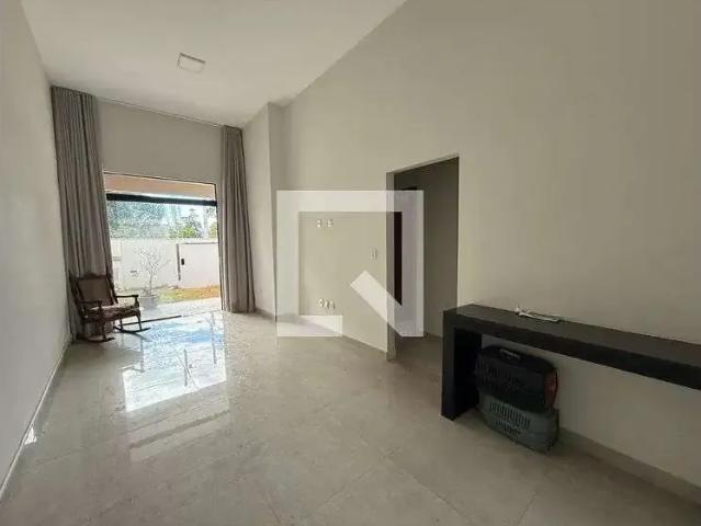 Casa / Sobrado para Locação em Lagoa Santa/MG Recanto da Lagoa 3 Quartos