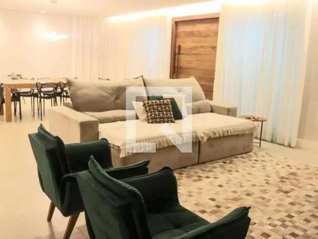 Casa / Sobrado para Locação em Lagoa Santa/MG Recanto da Lagoa 4 Quartos
