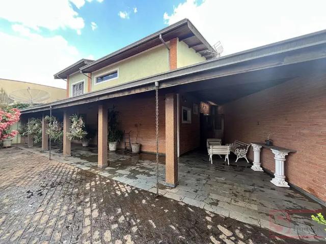Casa / Sobrado para Locação em Limeira/SP Centro 3 Quartos