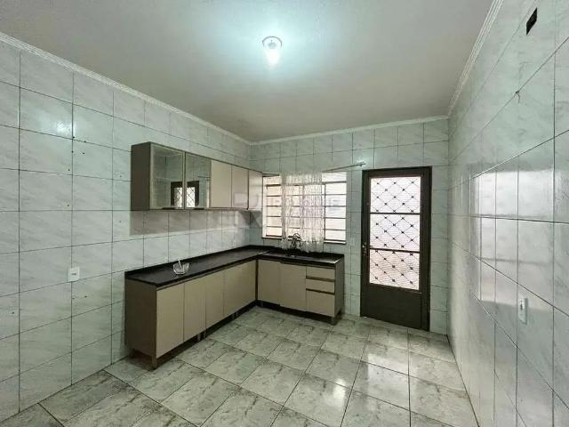 Casa / Sobrado para Locação em Limeira/SP Jardim da Graminha 2 Quartos