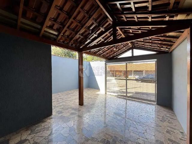 Casa / Sobrado para Locação em Limeira/SP Jardim Laranjeiras 2 Quartos