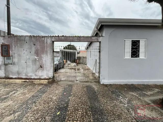 Casa / Sobrado para Locação em Limeira/SP Vila Cristóvam 3 Quartos