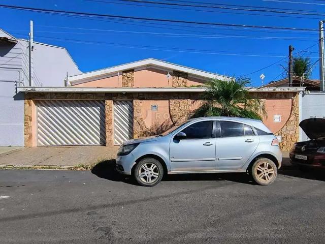 Casa / Sobrado para Locação em Limeira/SP Vila Santa Lina 3 Quartos