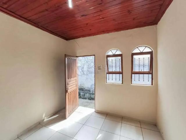 Casa / Sobrado para Locação em Limeira/SP Vila Queiroz 2 Quartos