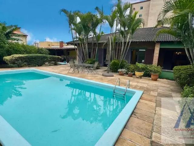 Casa / Sobrado para Locação em Mogi das Cruzes/SP Centro 4 Quartos