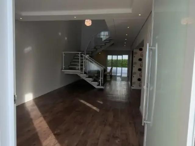 Casa / Sobrado para Locação em Mogi das Cruzes/SP Cidade Parquelandia 3 Quartos