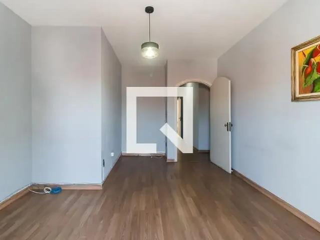 Casa / Sobrado para Locação em Mogi das Cruzes/SP Braz Cubas 3 Quartos