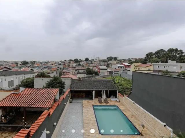 Casa / Sobrado para Locação em Mogi das Cruzes/SP Jardim Modelo 3 Quartos